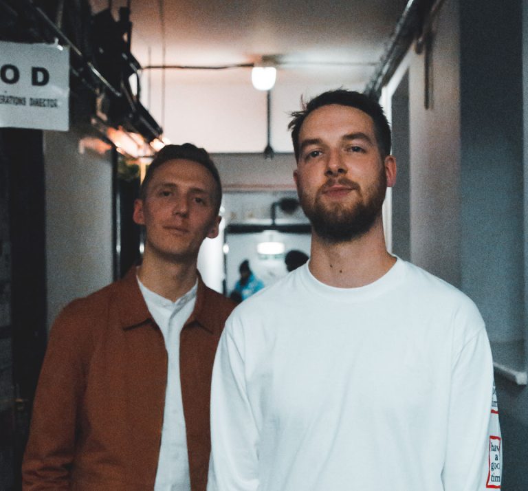 HONNE mit herzzerreißender neuen Single + Video 'no song without you'